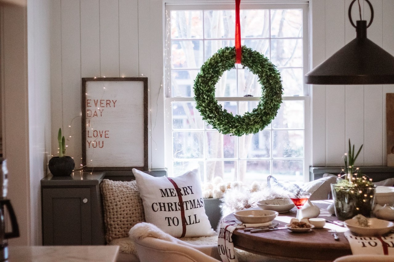 9 Festive Holiday Table Decorating Ideas for 2023 – Sugarboo & Co